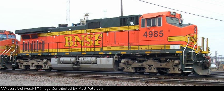 BNSF 4985